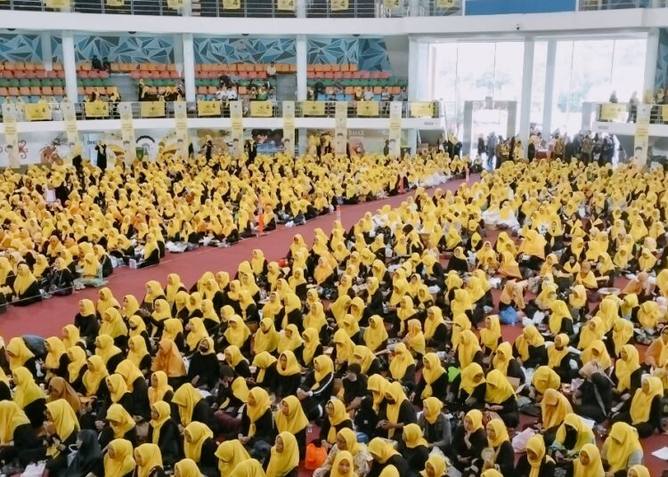 Ribuan Kaum Hawa Hadiri Zikir dan Selawat Akbar Garapan Al Hidayah ...