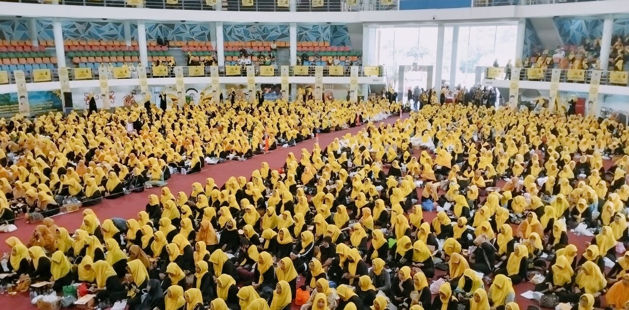 Ribuan Kaum Hawa Hadiri Zikir dan Selawat Akbar Garapan Al Hidayah ...